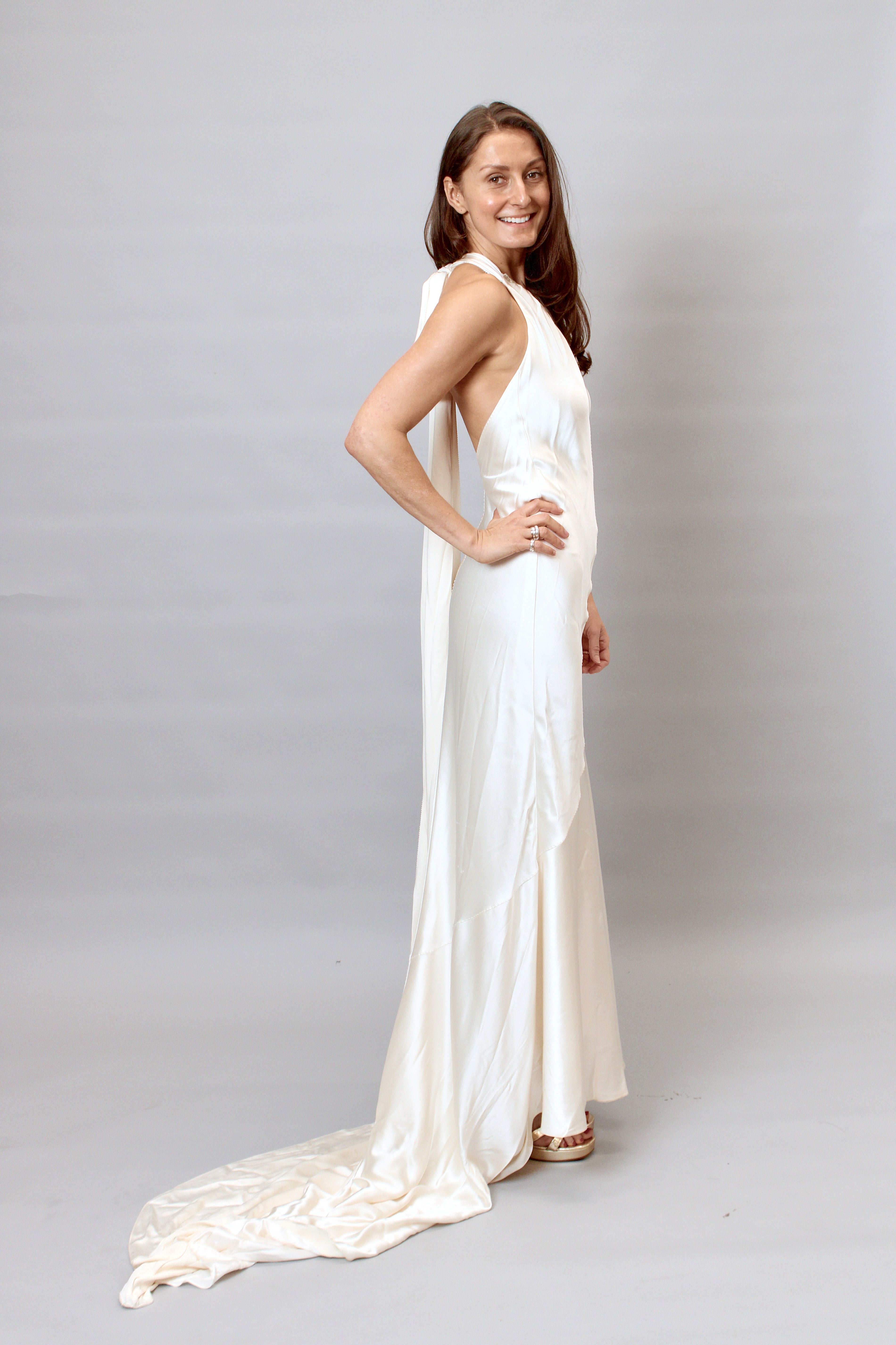 Amanda Wakeley – The Loop